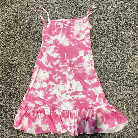 PrettyLittleThing | Dresses | Plt Pink And White Tie Dye Dress | Poshmark
